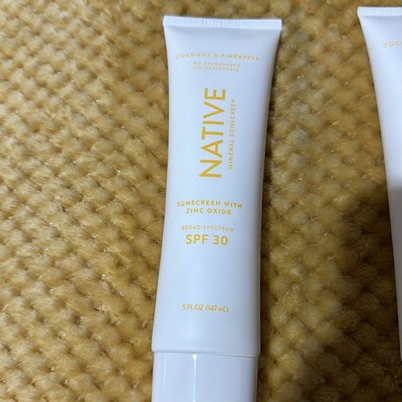 Native | Other | Native Mineral Sun Screen Spf 3 | Poshmark